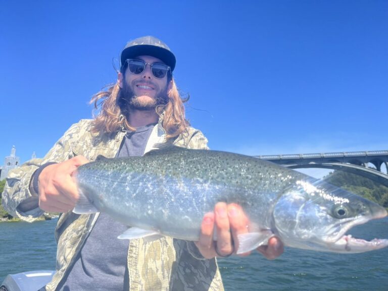 Rogue River Salmon Fishing Guide
